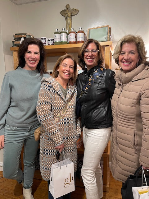 Host a Grown Up Makeup Party at Alayne's – Alayne White