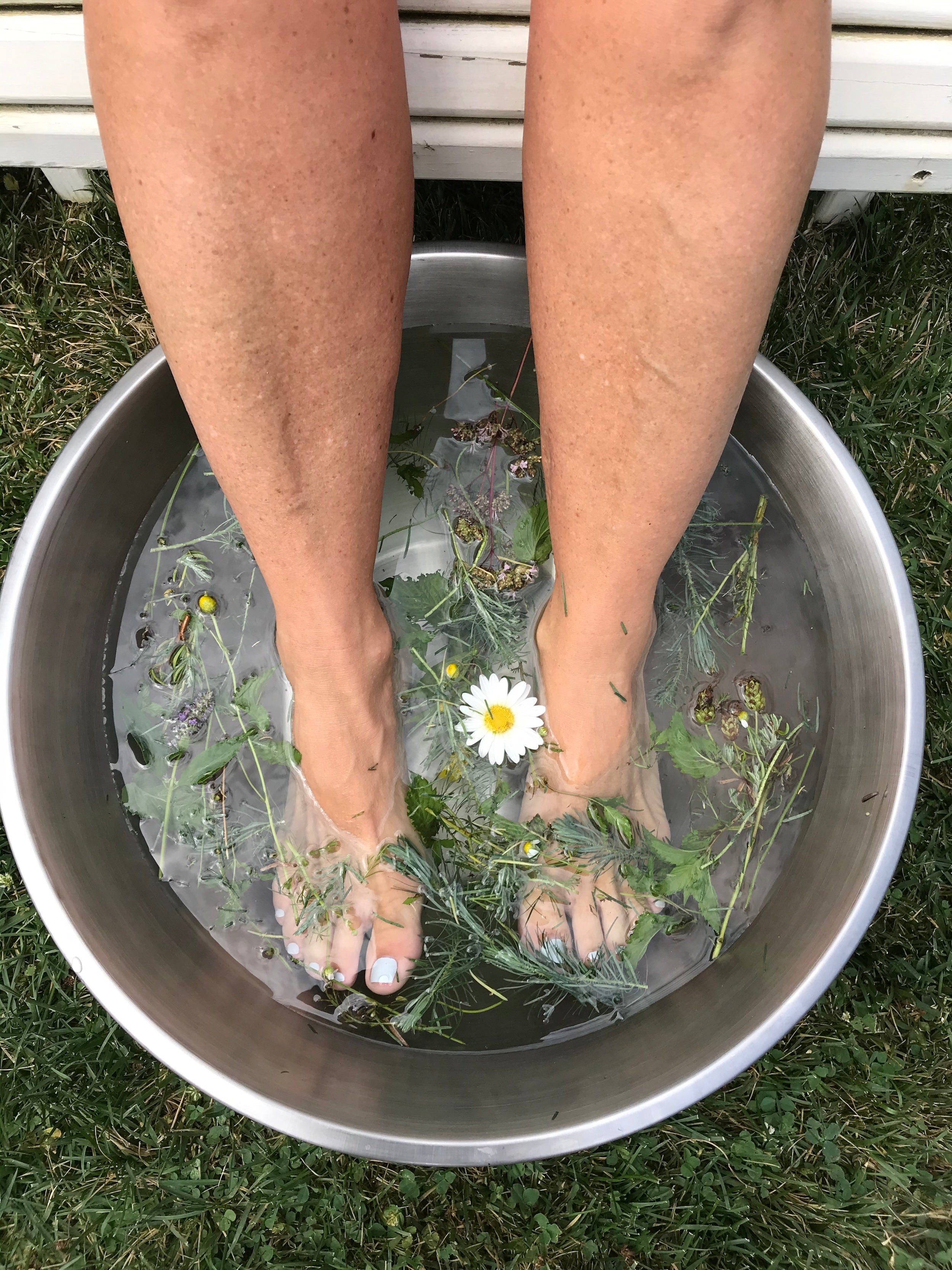 Foot Soak – Alayne White